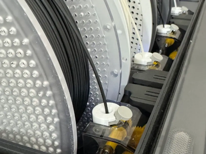 AMS Feed Port Protector by GONG - MakerWorld