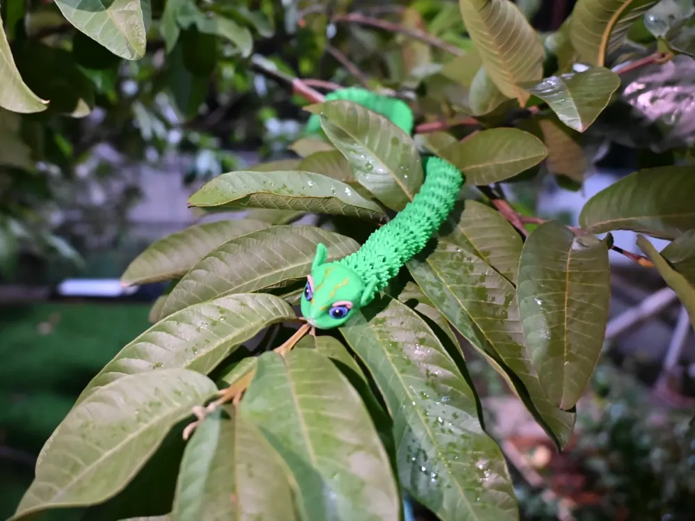Seven-Colored Sky-Swallowing Python by Microblacker - MakerWorld