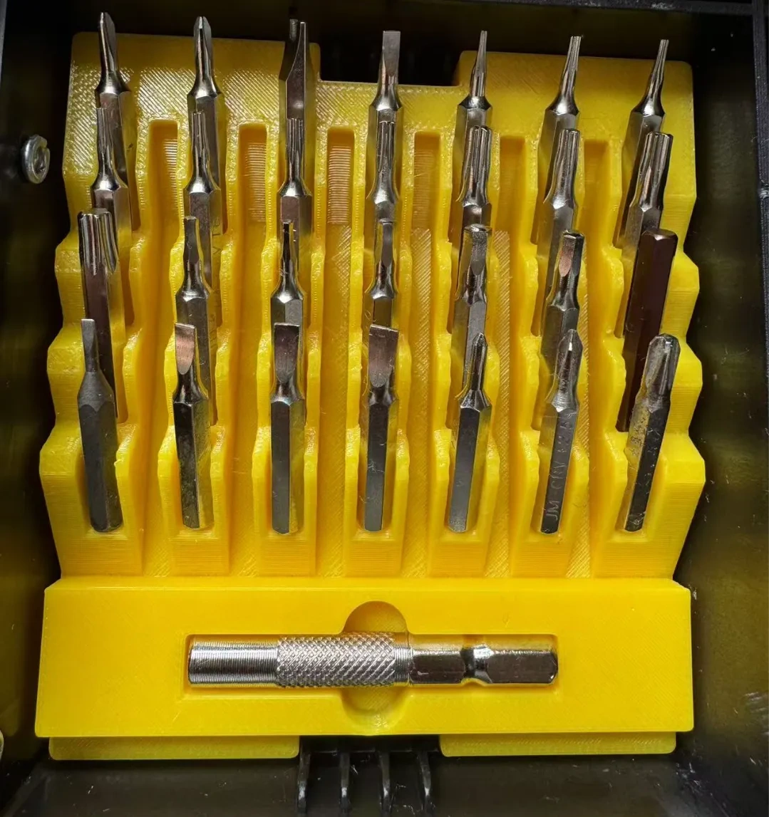 Screwdriver Bit Holder Base by Lion - MakerWorld