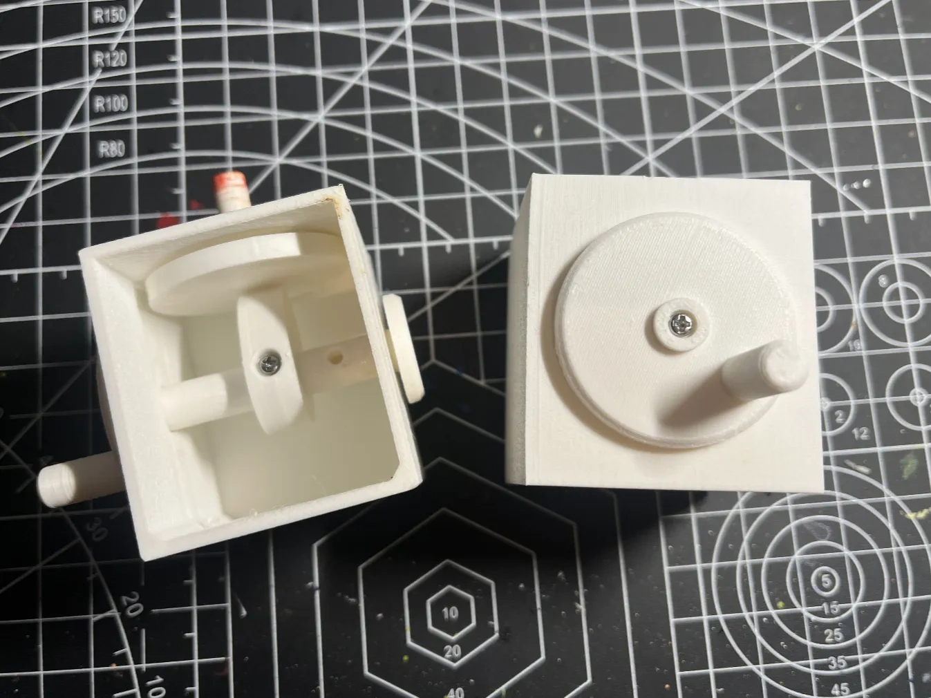 Mini Mechanical Box Automata Up and Down by nmw2021 - MakerWorld