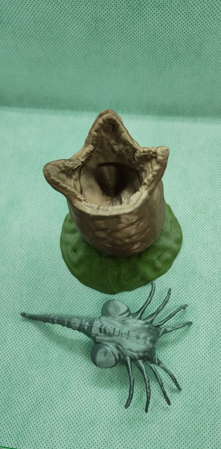 ALIEN AND EGG FACEHUGGER xenomorph by DavideMaker3D - MakerWorld