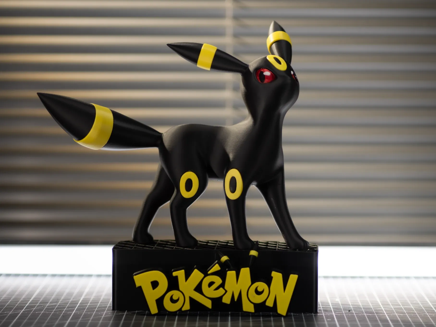 197 Umbreon (Multi-Part) by Ikeda - MakerWorld