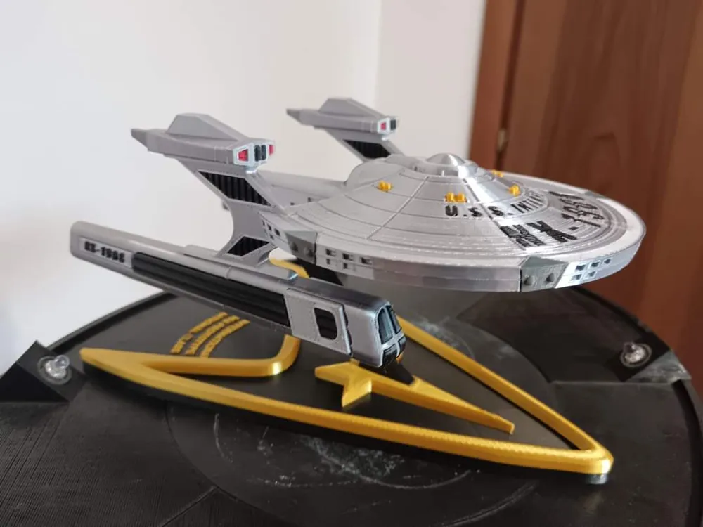 USS INTERNATIONAL NX-1985 by Cios85 - MakerWorld