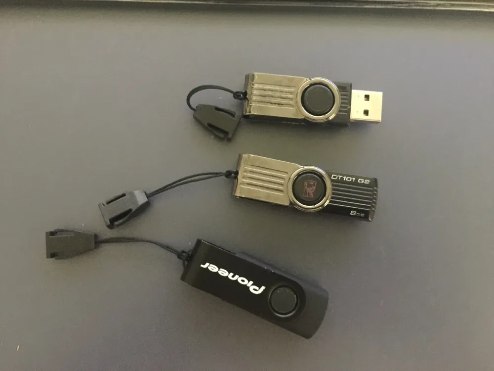 USB stick casing by Anders - MakerWorld