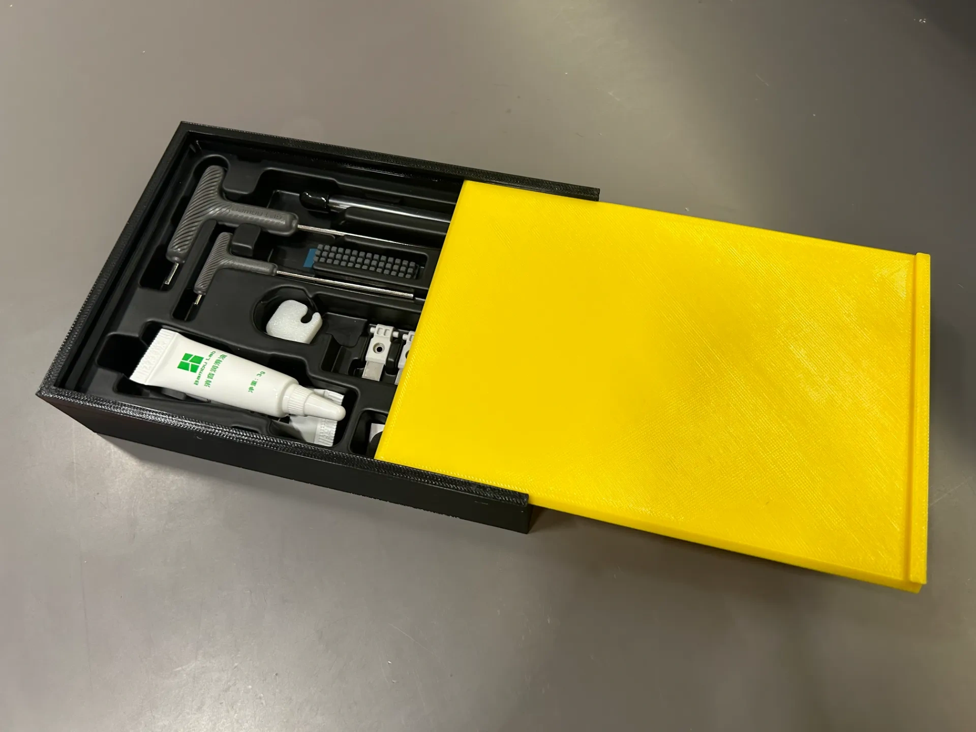 Bambu Tool Box by 行 MakerWorld: Download Free 3D Models