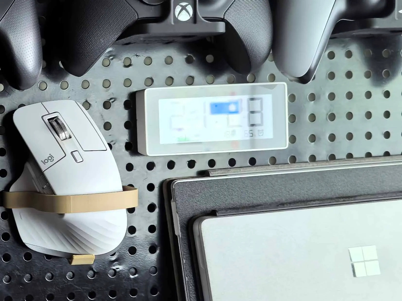 MX Master 3 Hole Panel Mount (16mm Hole Spacing, 6mm Diameter Round ...