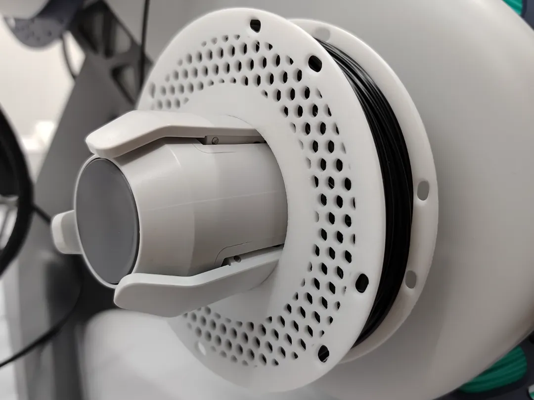 Small spool for filament sample (100g) by 3dagon MakerWorld: Download ...