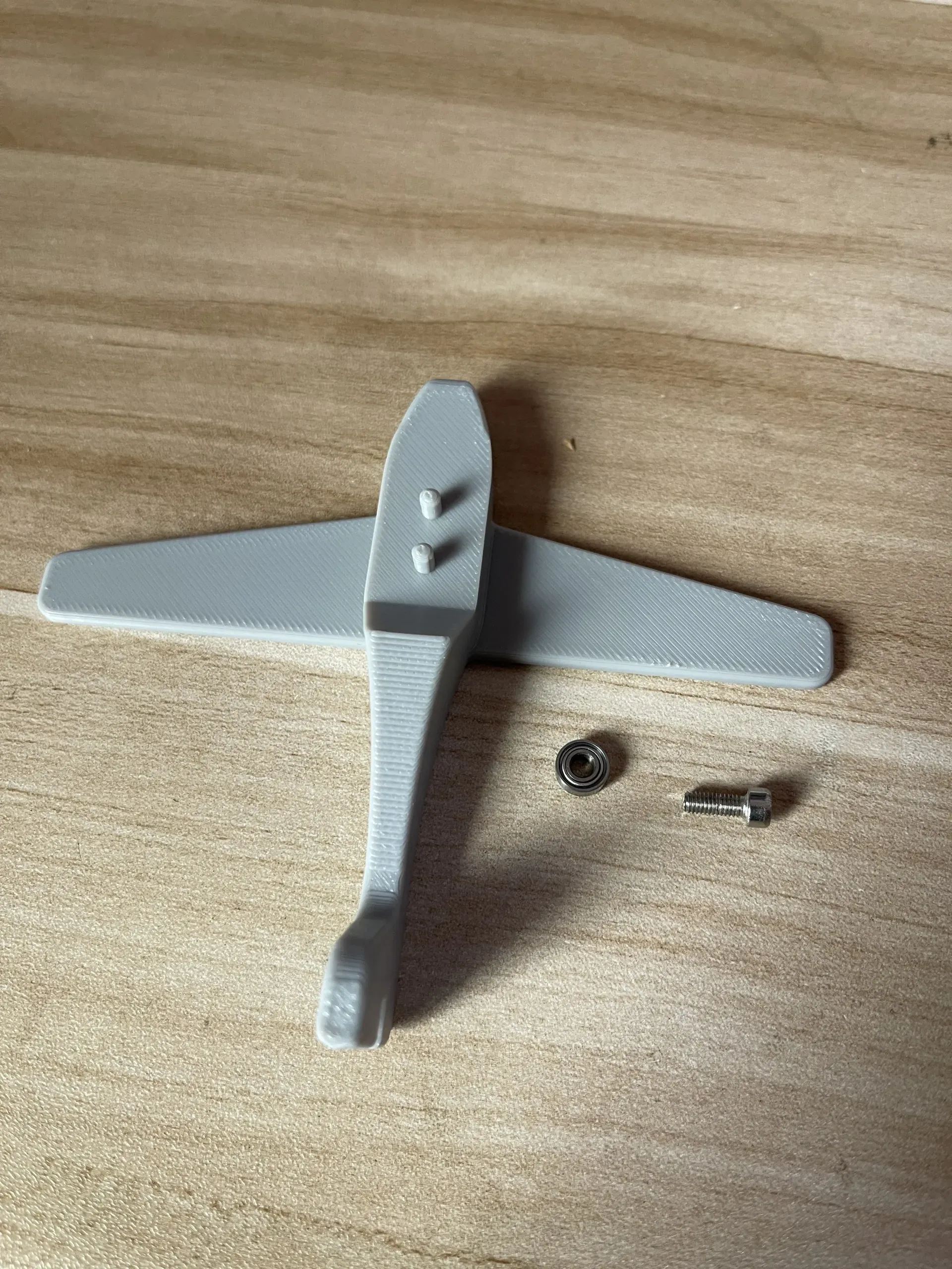 Inertia-following Glider Airplane Ornament Toy - Free 3D Print Model - MakerWorld