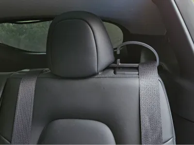 Tesla Model Y Rear Seatbelt Guide by F. C. - MakerWorld
