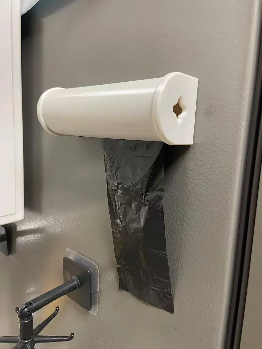 Magnetic Kitchen Trash Bag Holder, Refrigerator Magnet by 阿牛MakerWorld ...