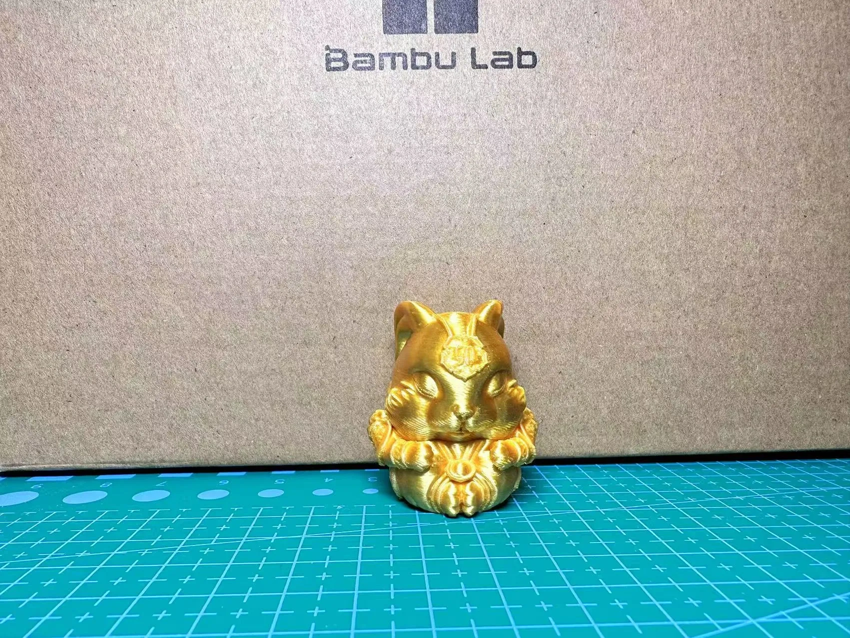 Armored Rabbit General by 蚂蚁魔卡 - MakerWorld