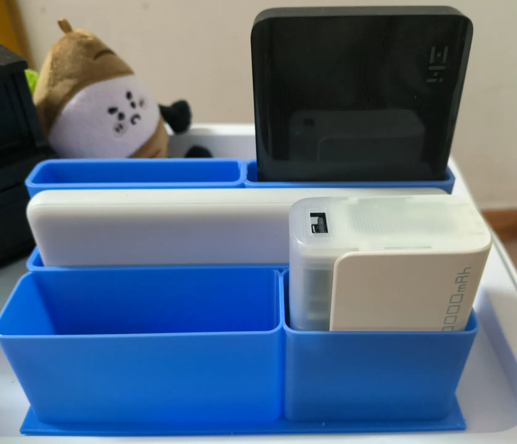 Power Bank Storage Box by 创造 - MakerWorld