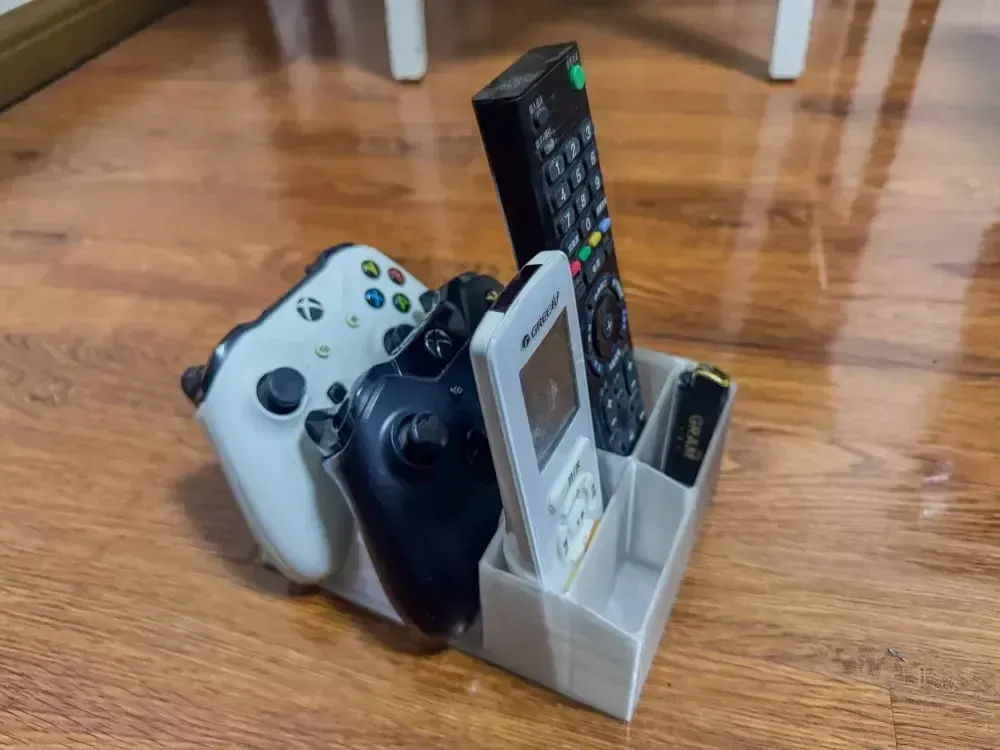 Remote and Xbox Controller Holder (V2) by SKDAY - MakerWorld