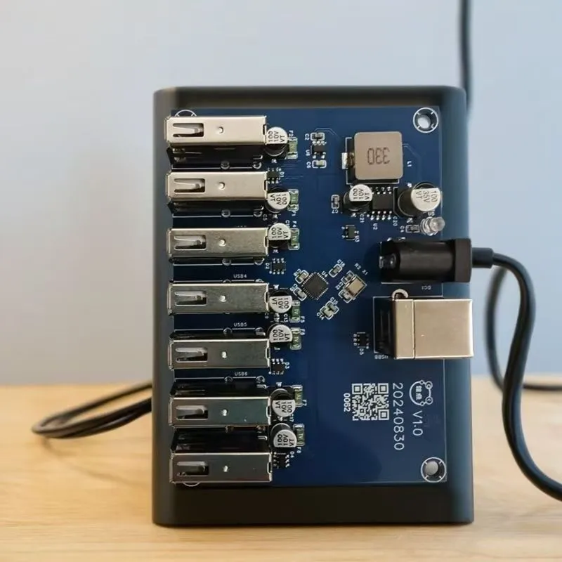 Usb Hub by user_4152939476 MakerWorld: Download Free 3D Models