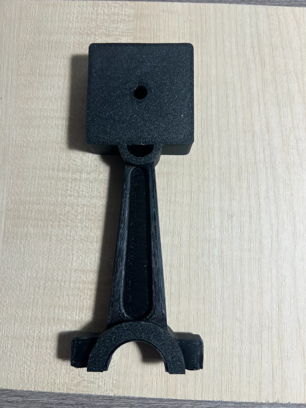 Connecting rod pedestal for table clock by Lo Yankee - MakerWorld