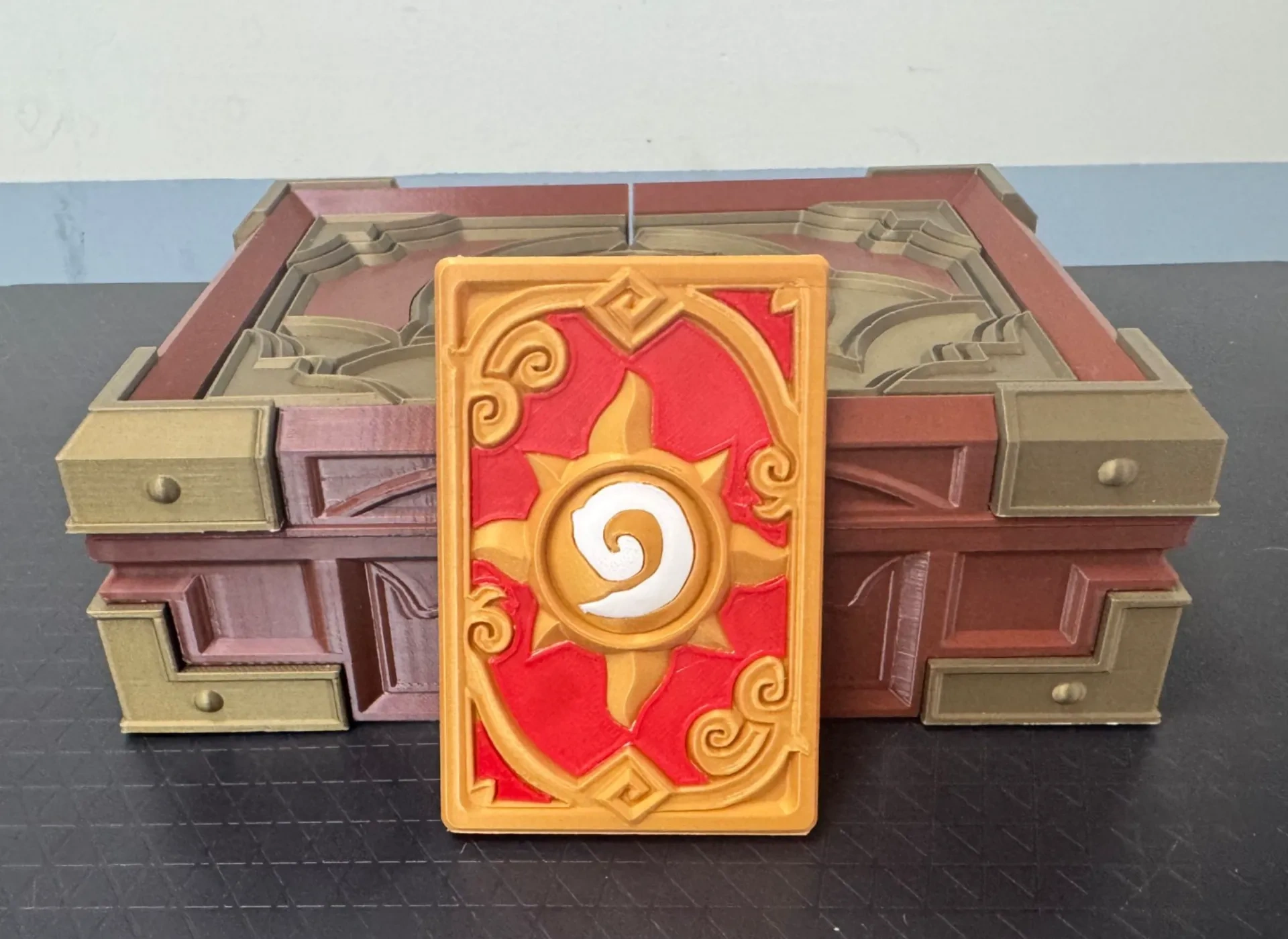 Hearthstone Red Card Back by 艾黎秋叶 - MakerWorld