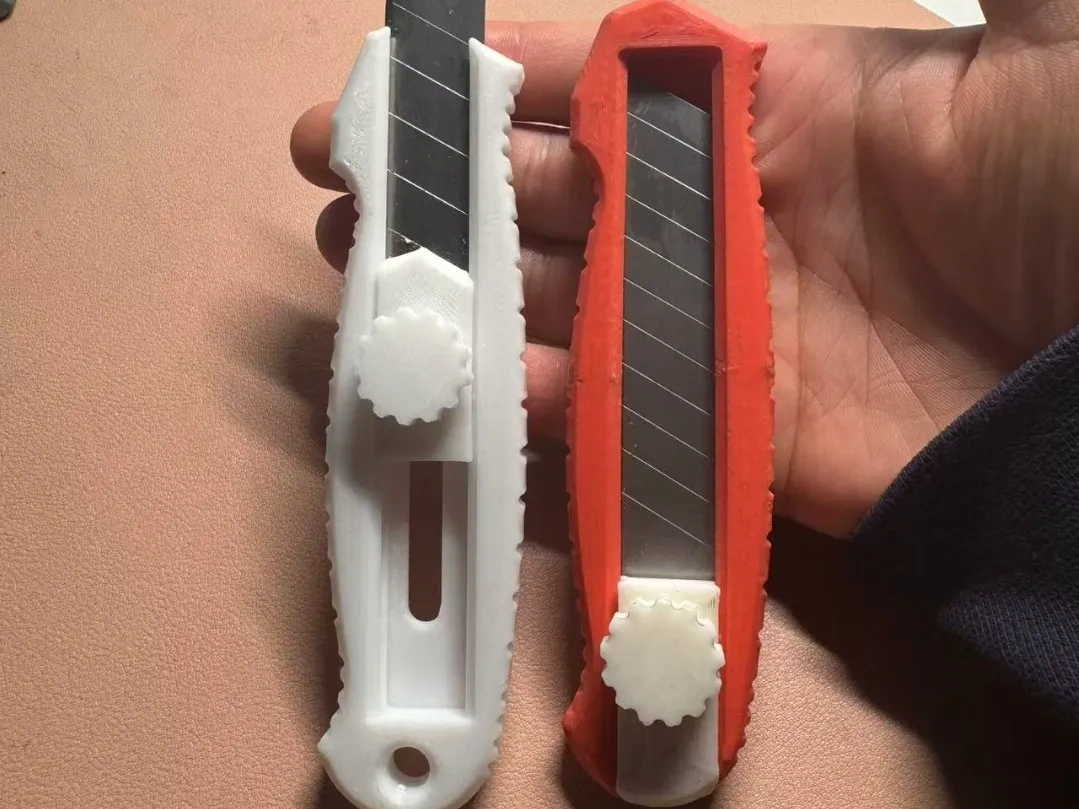 Universal Large Blade Utility Knife Case Remixed by dulingbing - MakerWorld