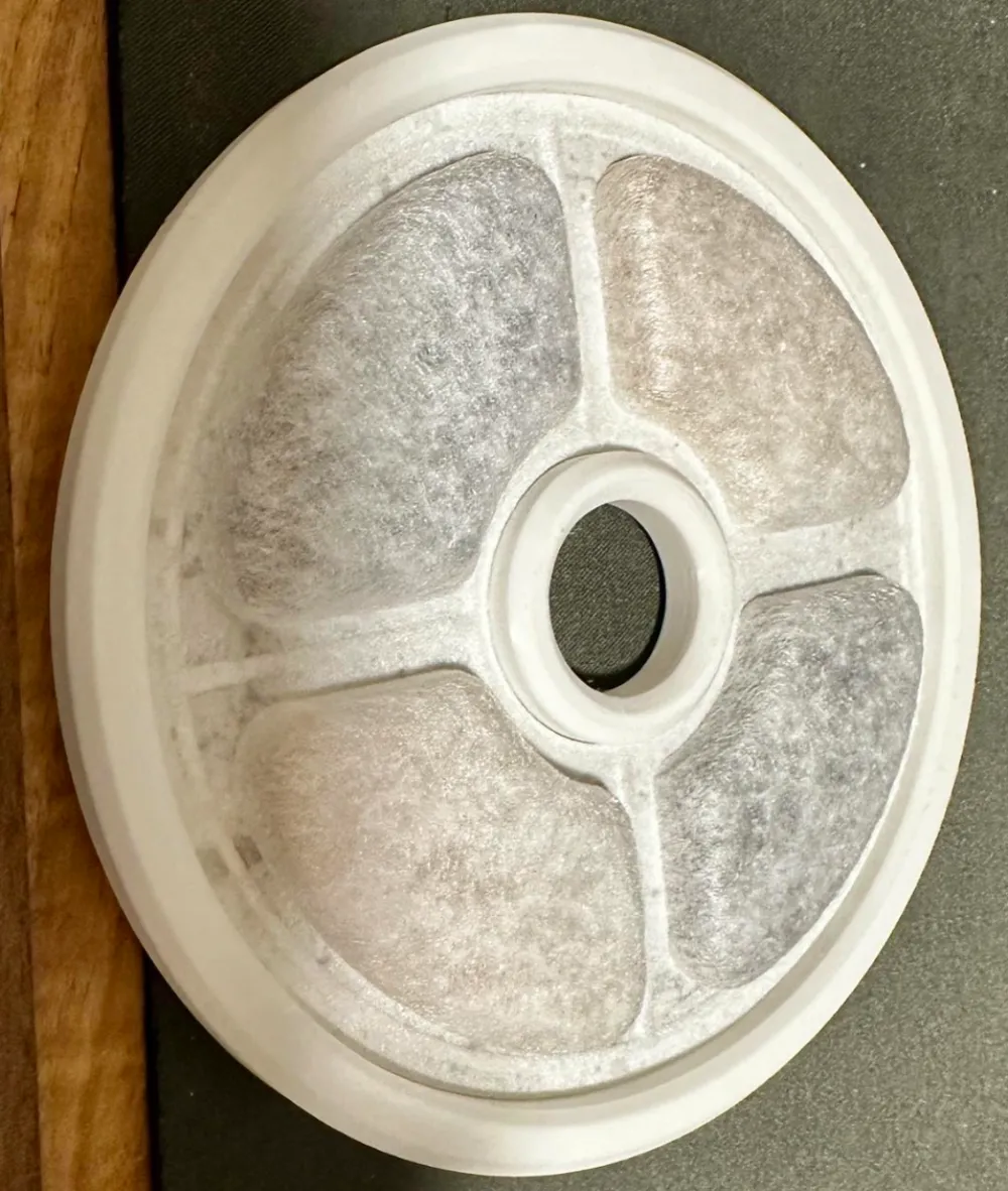 Drinking fountain filter holder, for cheap filters by Massa - MakerWorld