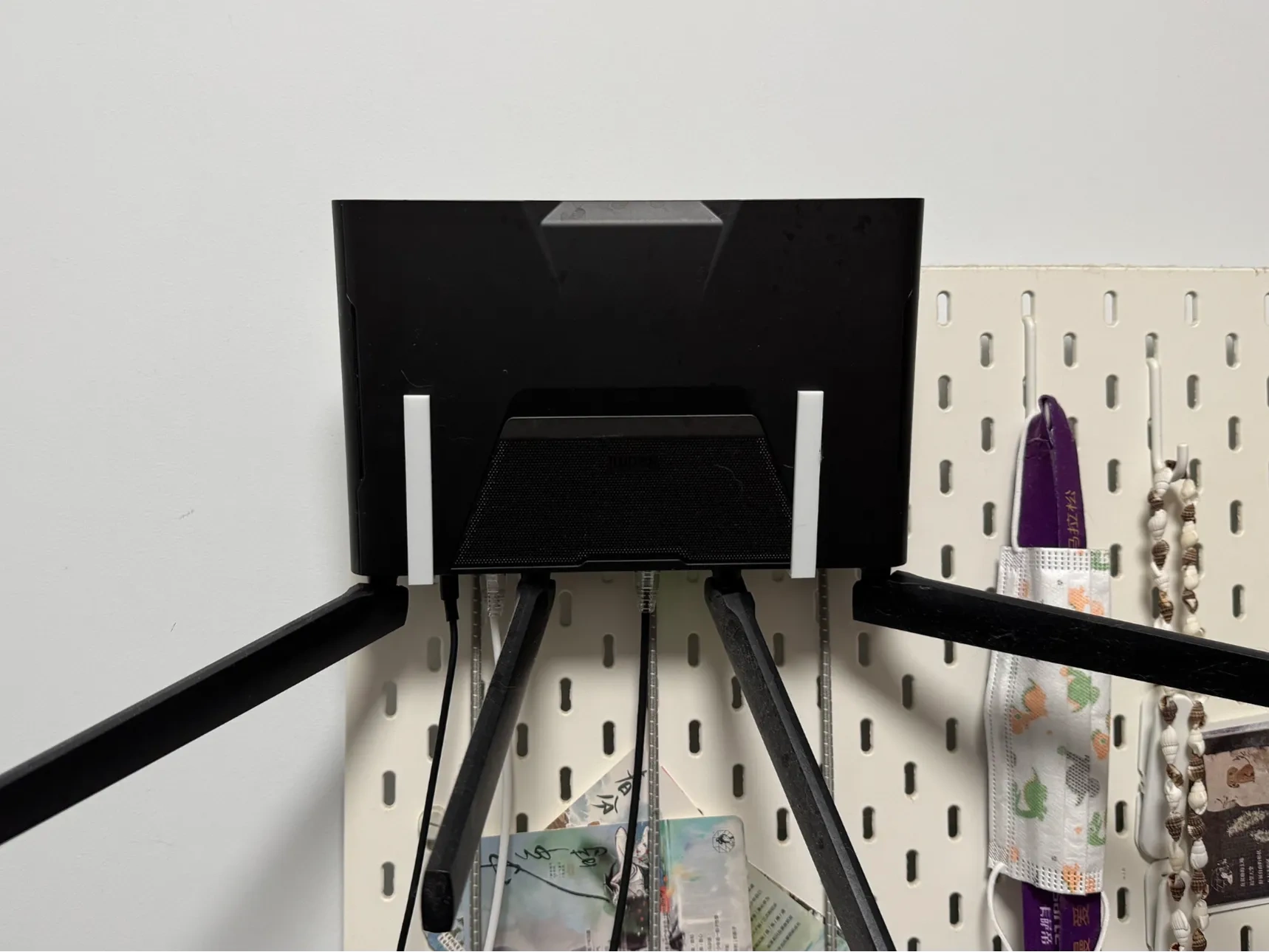 Minimalist IKEA Pegboard Wireless Router Mount by bu3bu4 - MakerWorld