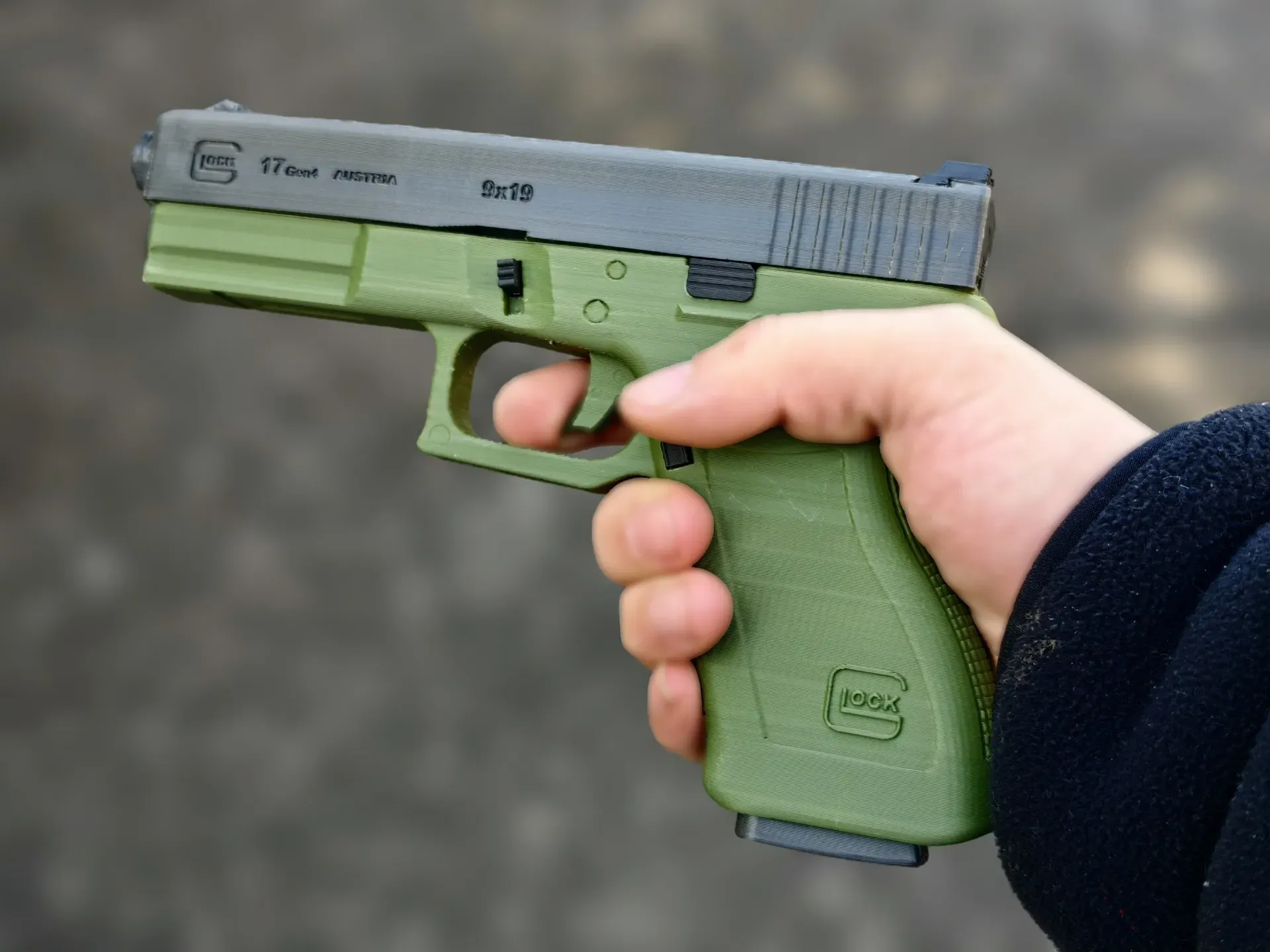 Glock 17 Gen4 Pistol Toy Model (.stp Source File Included) - Free 3D ...