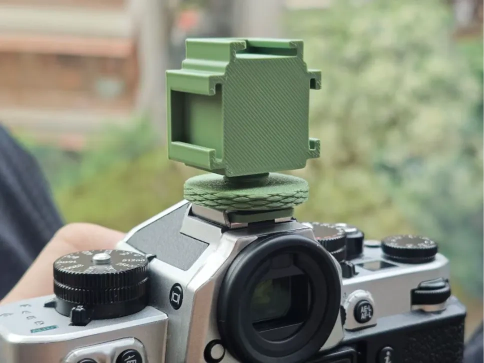 Triple Cold Shoe Mount Expansion Bracket by GAWEICHAN - MakerWorld