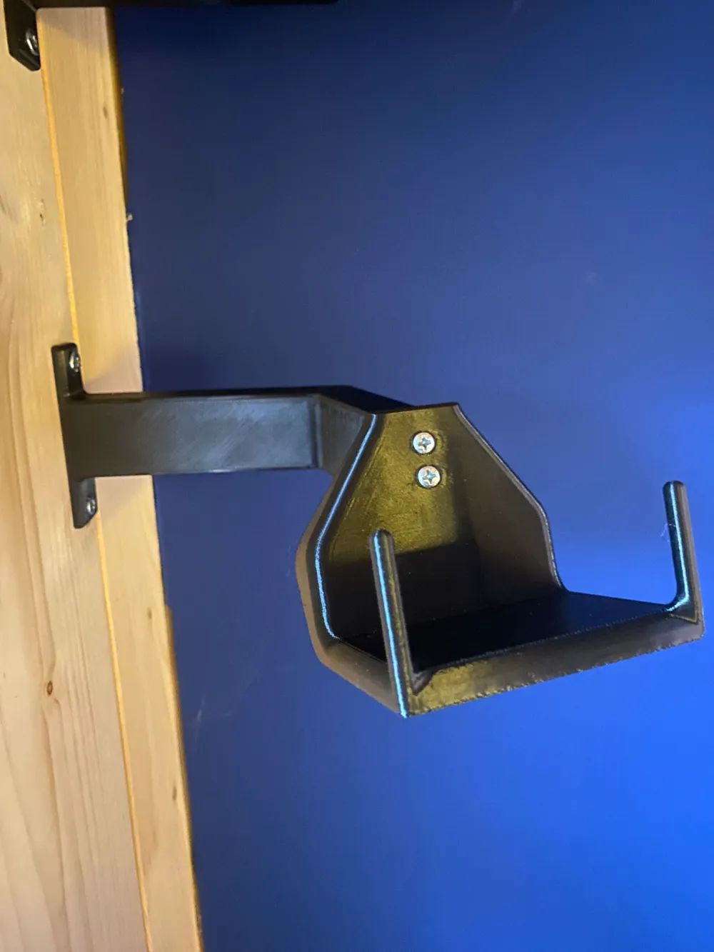 RC controller wall mount by wizardwasabi MakerWorld: Download Free 3D Models