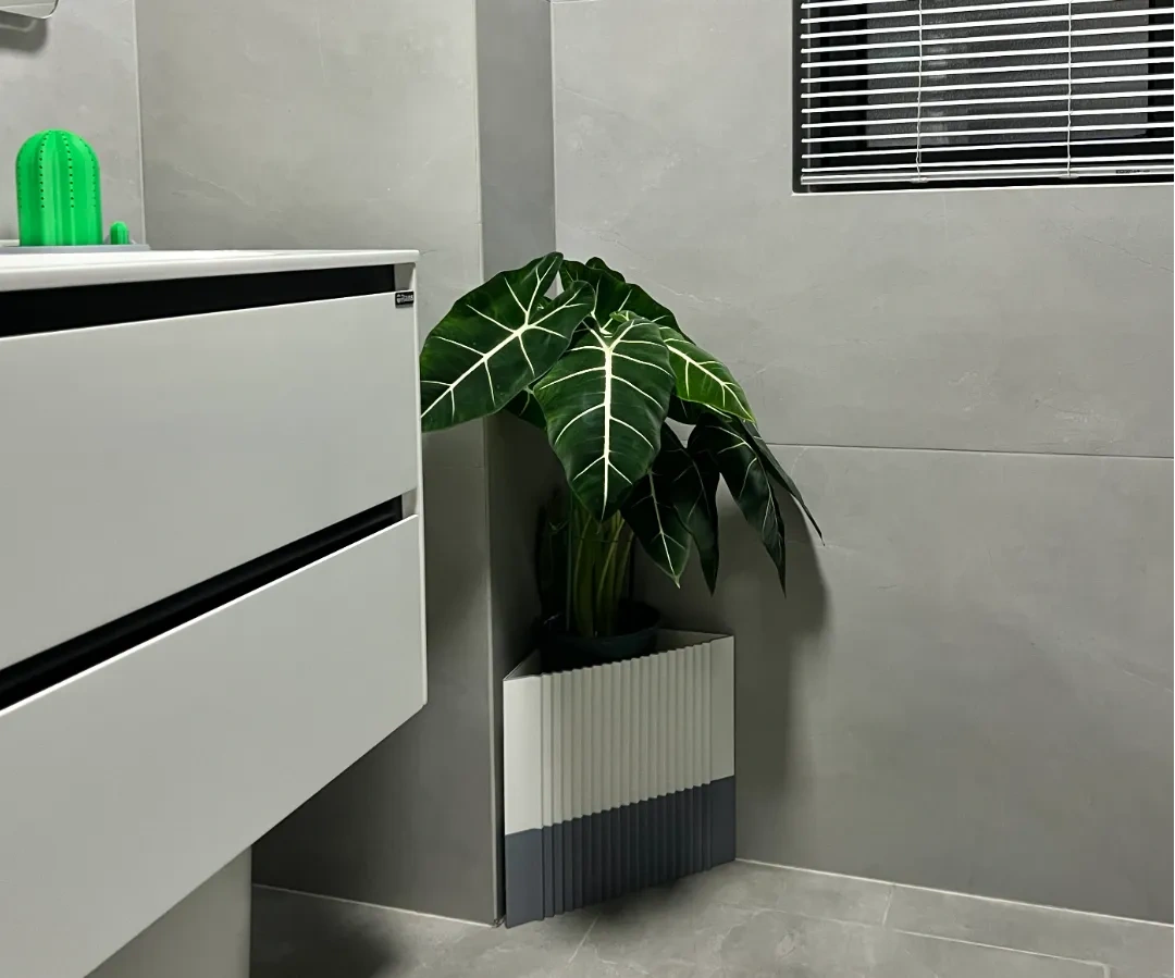 Triangular Anti-Waterlogging Planter by little maker - MakerWorld