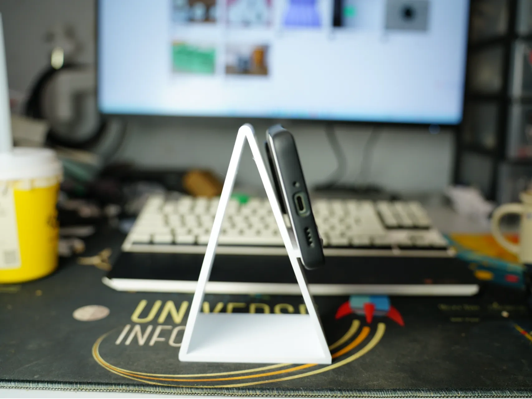 Extra-High and Stable Phone Holder by user_3369763766 - MakerWorld