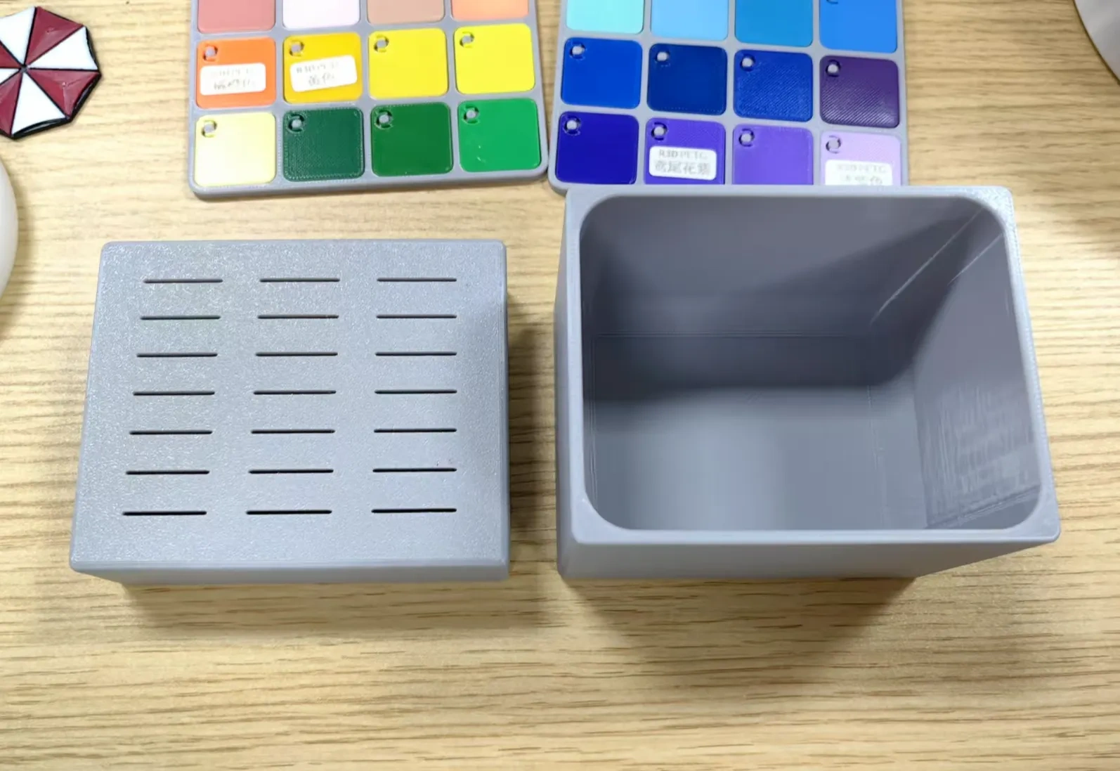 Breathable perforated square worm box for fishing, worm storage ...