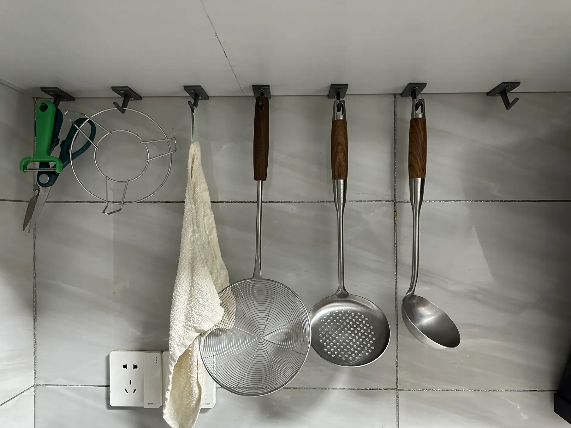 Spatula Hook, Ladle Hook, Kitchen Utensil Hook by user_2096316898 ...