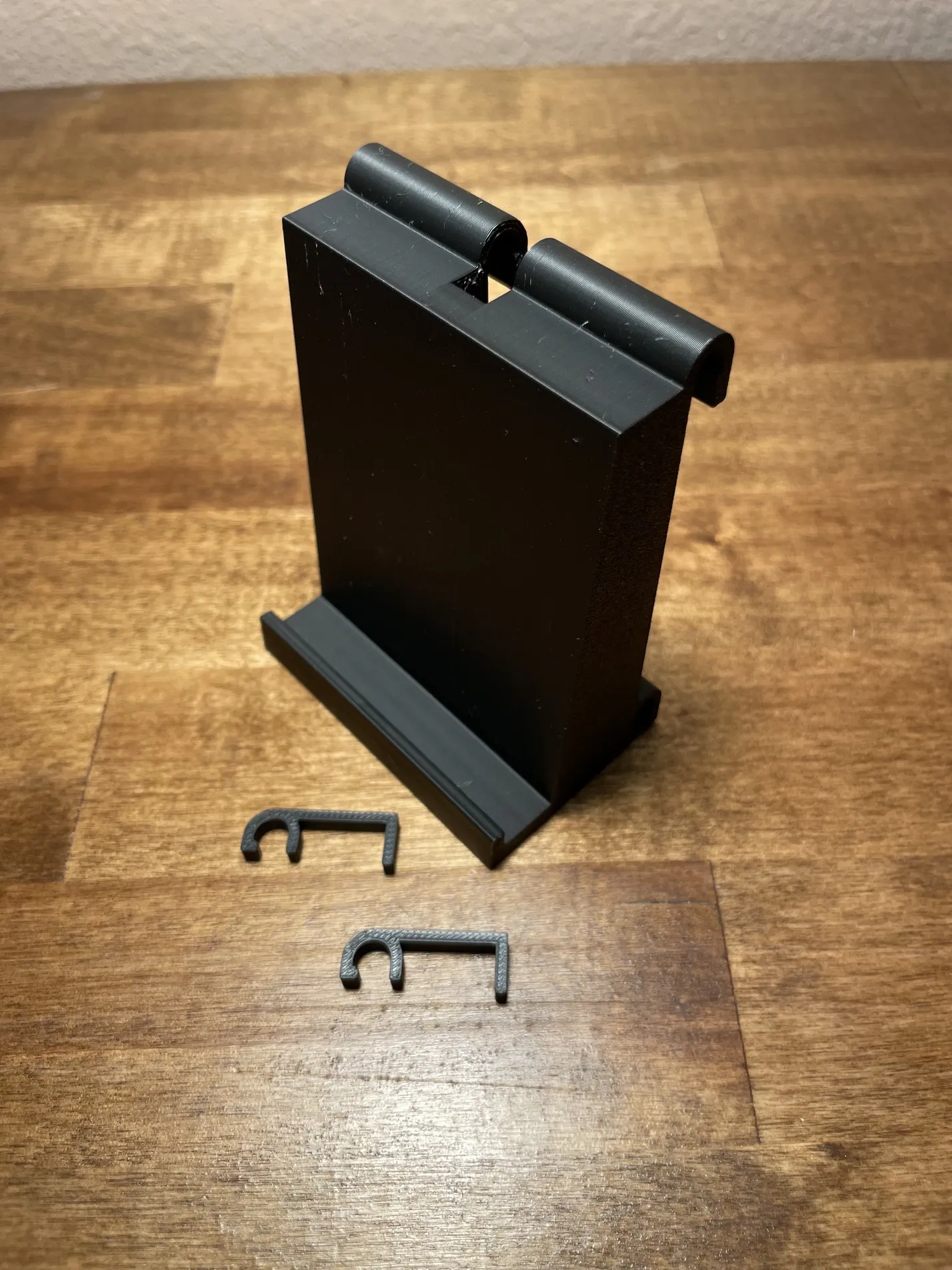 Hueforge - God of War - Kratos Side View - Free 3D Print Model - MakerWorld