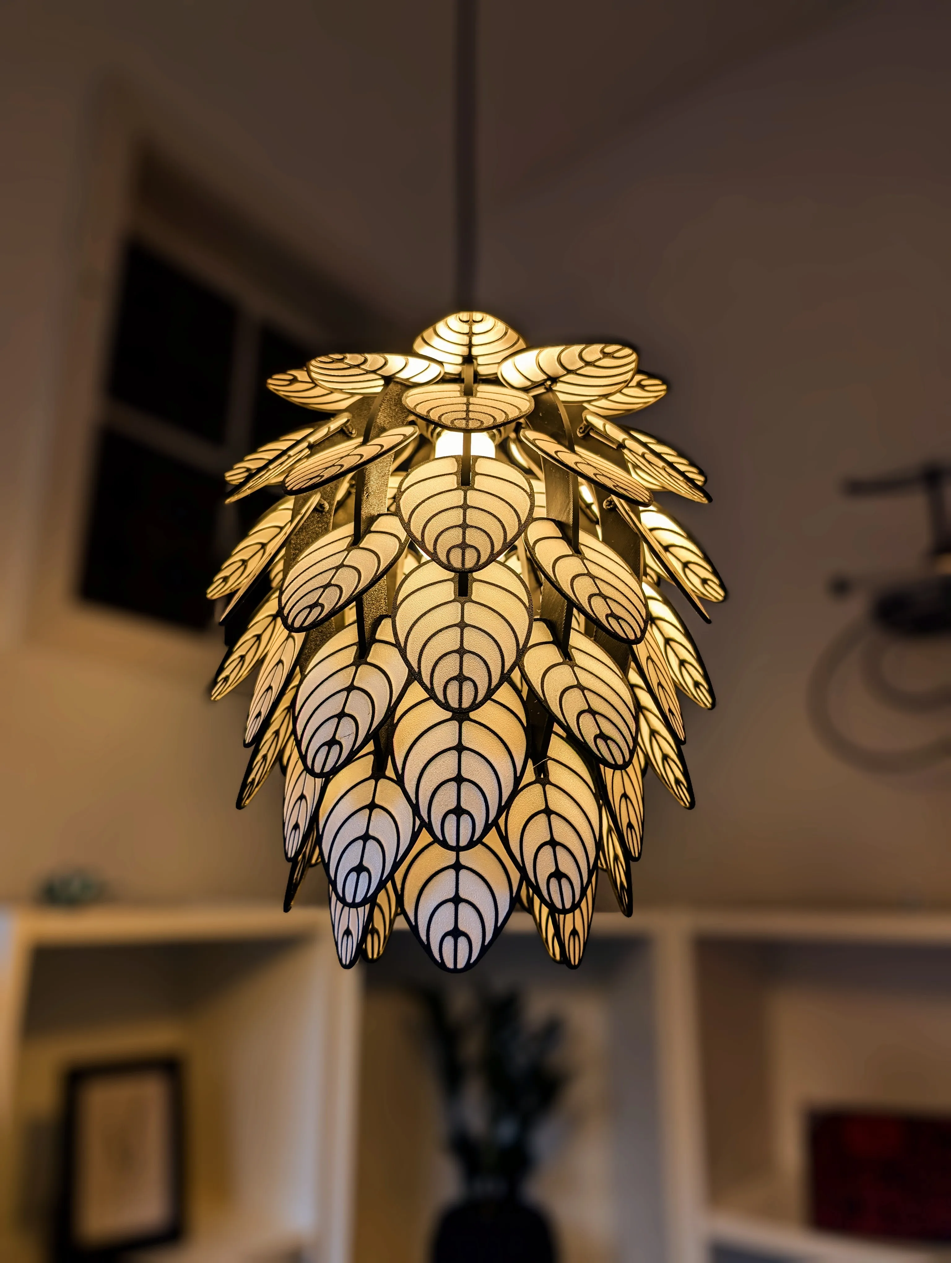 PrismaPetal - A Fully 3D Printed Lamp! - Free 3D Print Model - MakerWorld