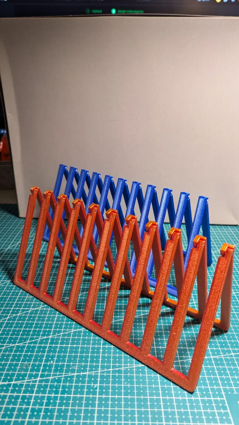 model kit_ gundam_runner holder by Fer_b_mMakerWorld: Download Free 3D ...