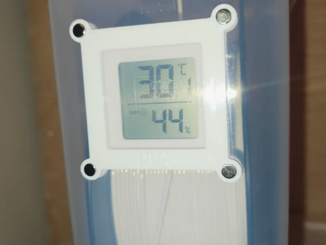 Magnetic Hygrometer Case by user_762949238 - MakerWorld