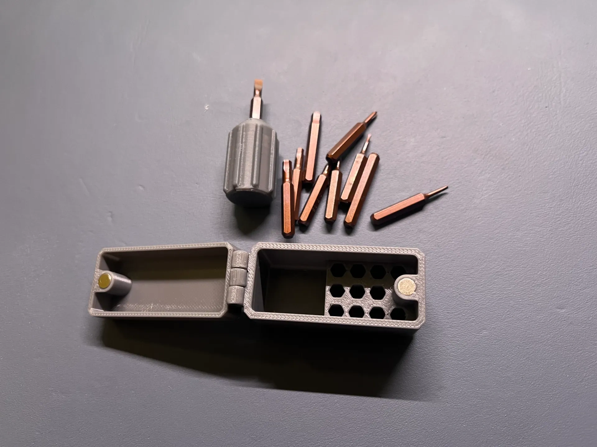 Portable Mini Bit Driver Set 2.0 by 整点薯条 - MakerWorld