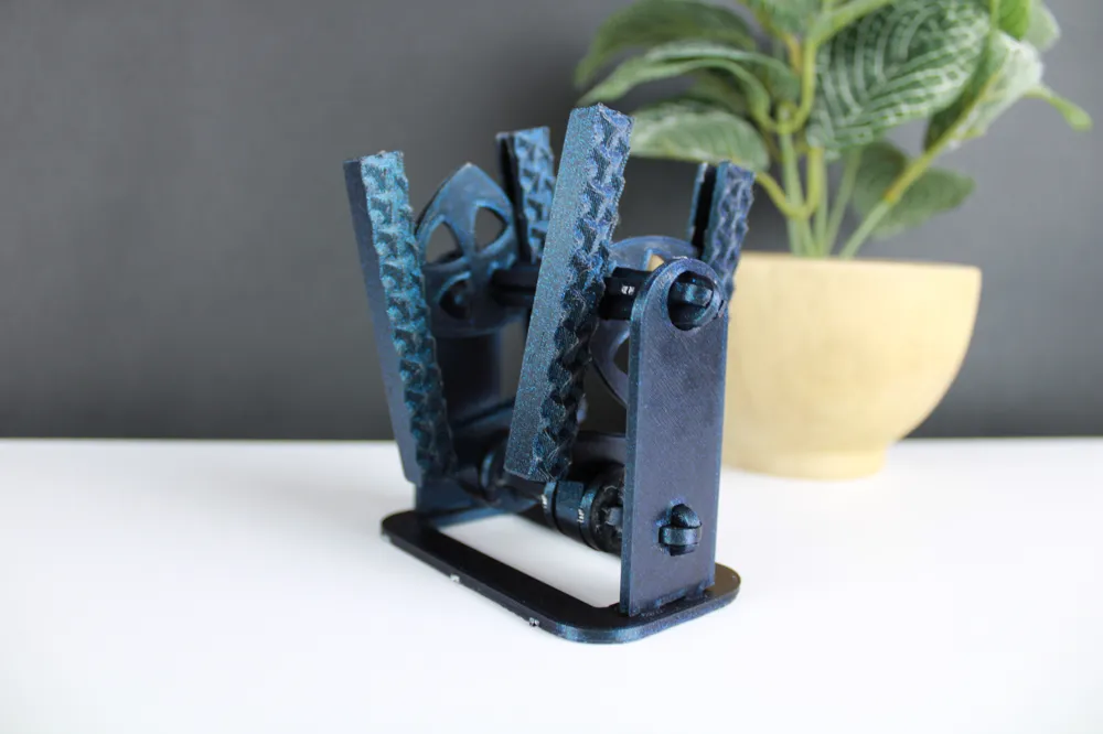 Reuleaux Triangle Mechanism Kit Card by GCV3D - MakerWorld