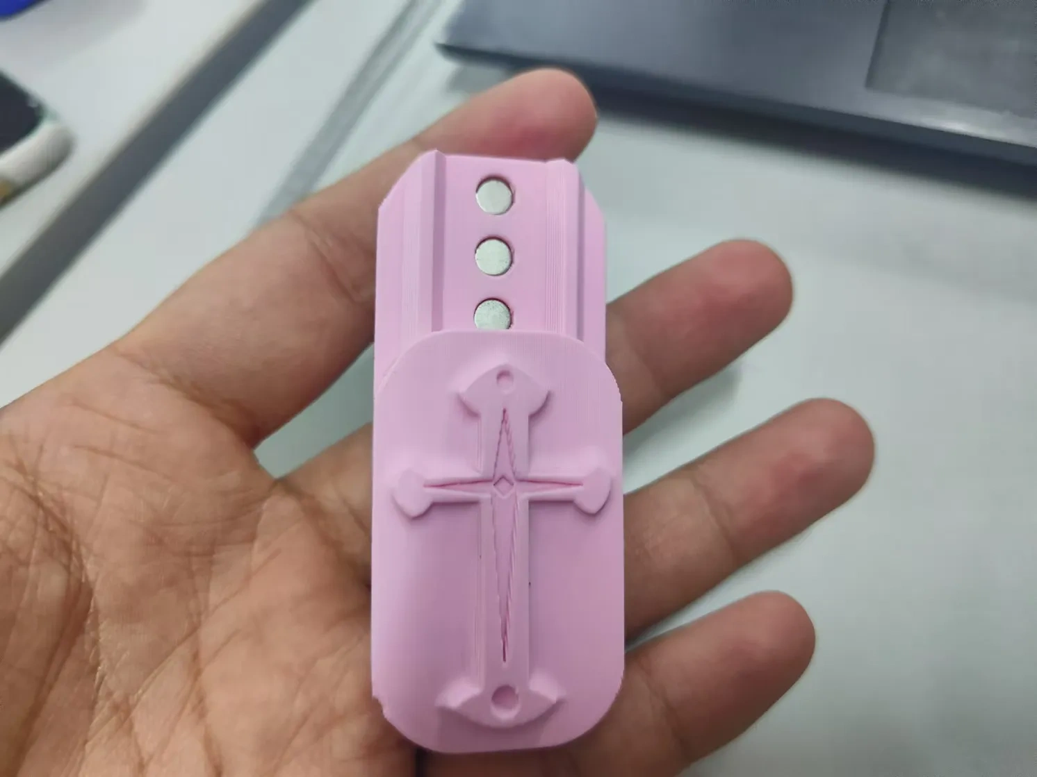 Magnetic Mechanical Pusher by 辛勤的园丁 - MakerWorld