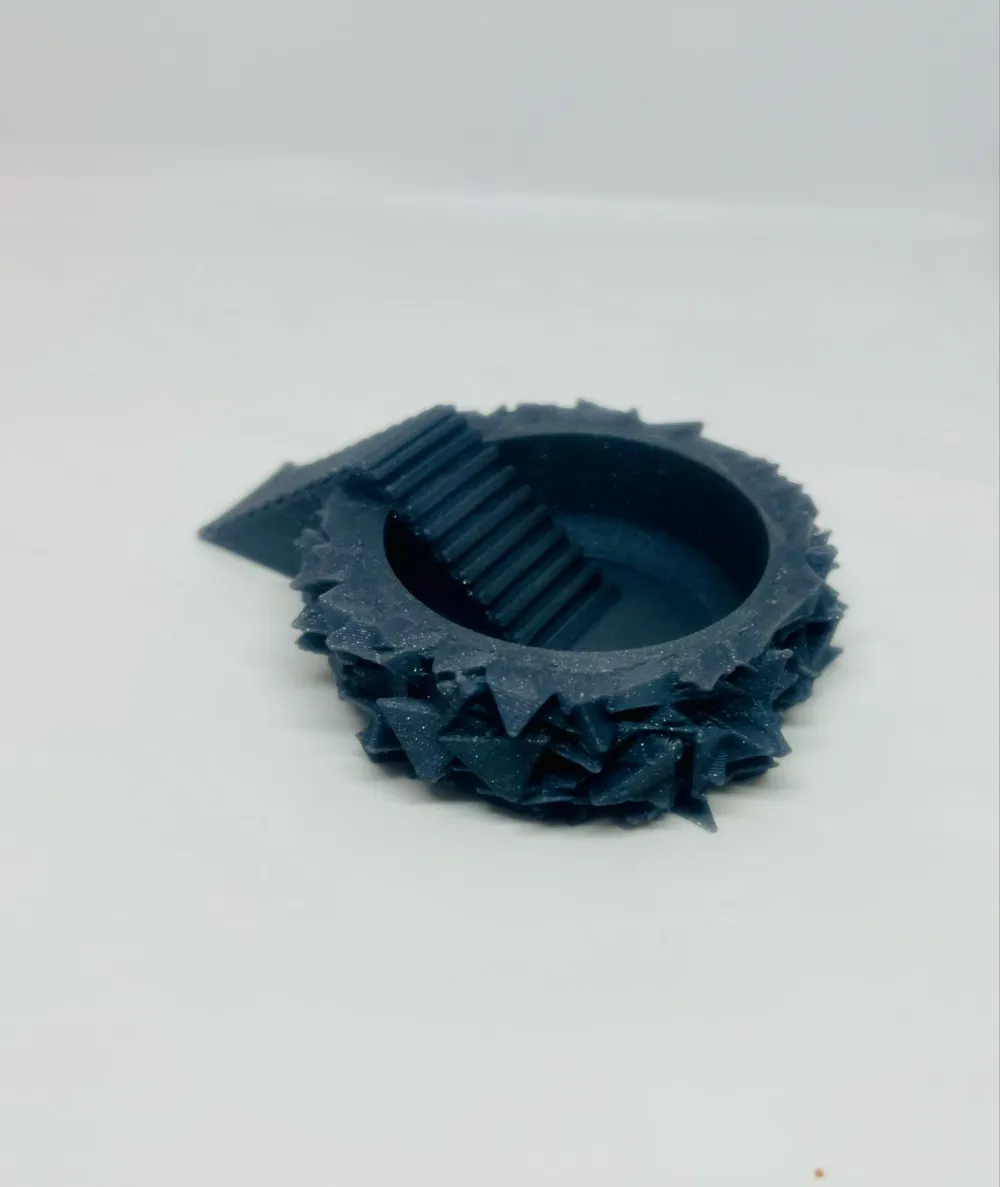 Spiky feeding bowl with stairs for isopods & bugs by Unusual Pets ...