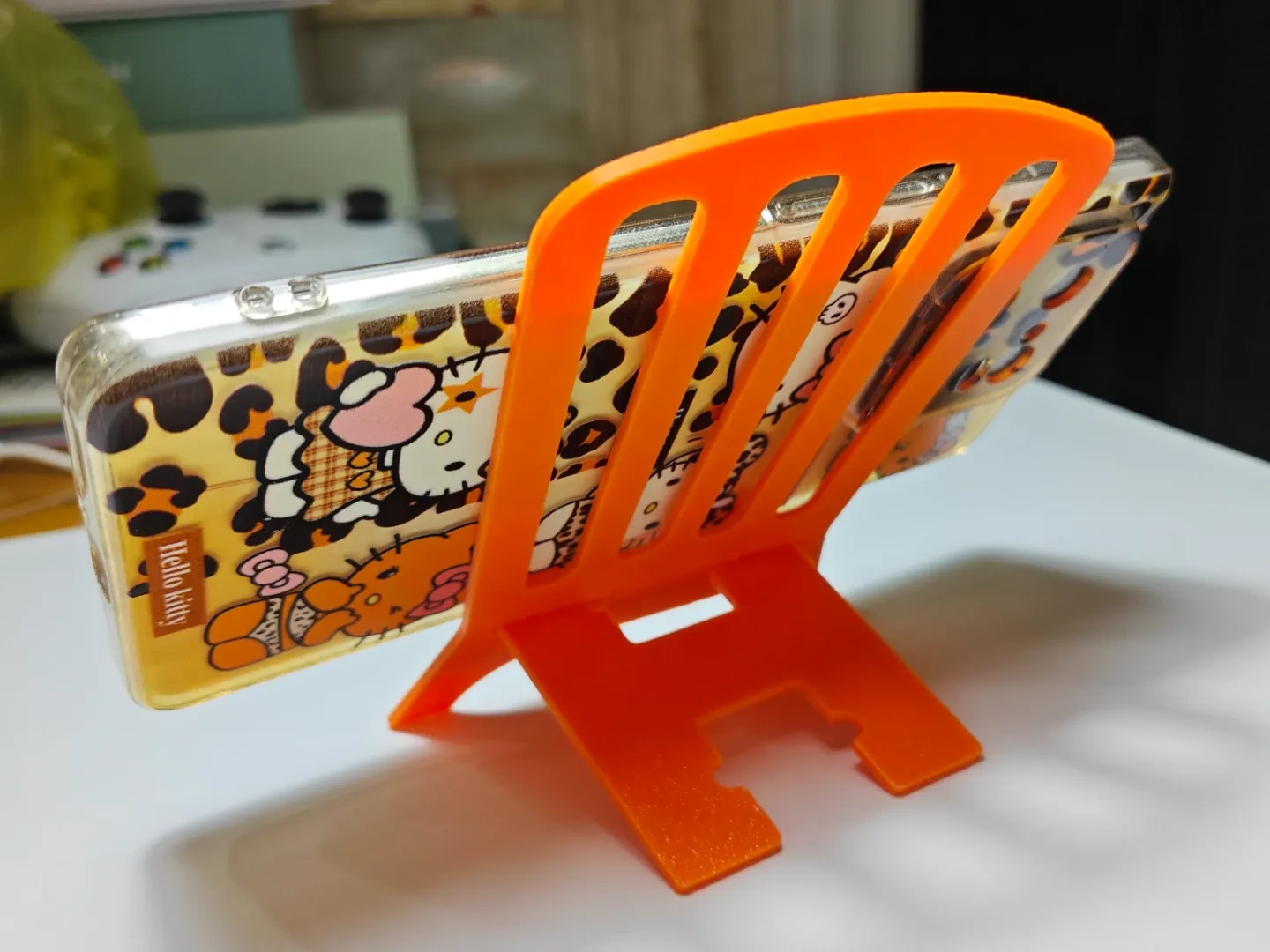 Simple Chair Phone Stand by user_777249663 - MakerWorld