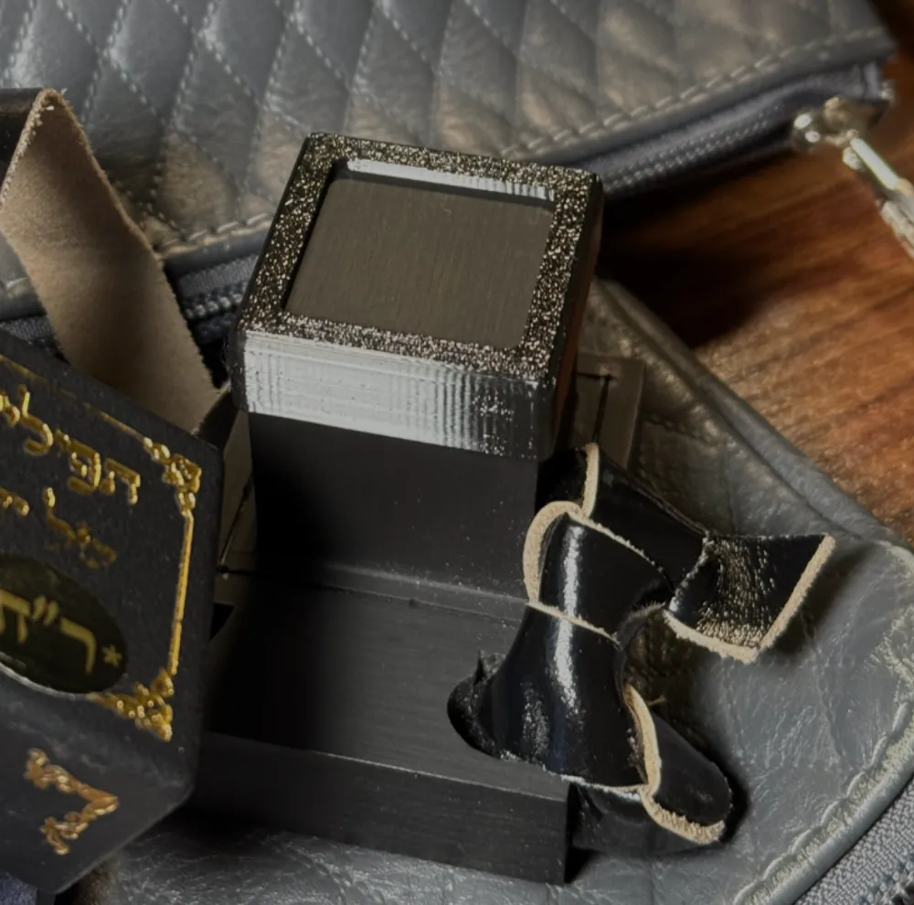 Tefillin Protective Cover for Tefillin Shel Yad by Shayala W - MakerWorld