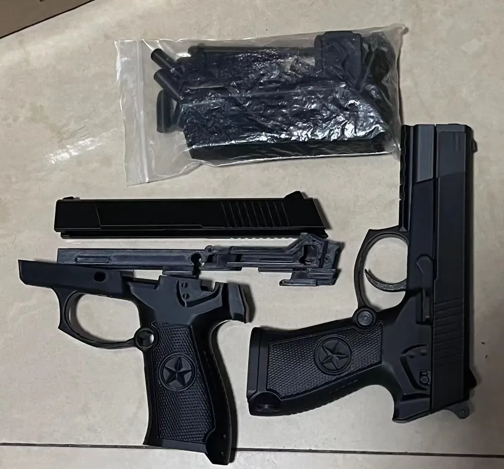 92/92G pistol shell-ejecting toy by OfficerHao - MakerWorld