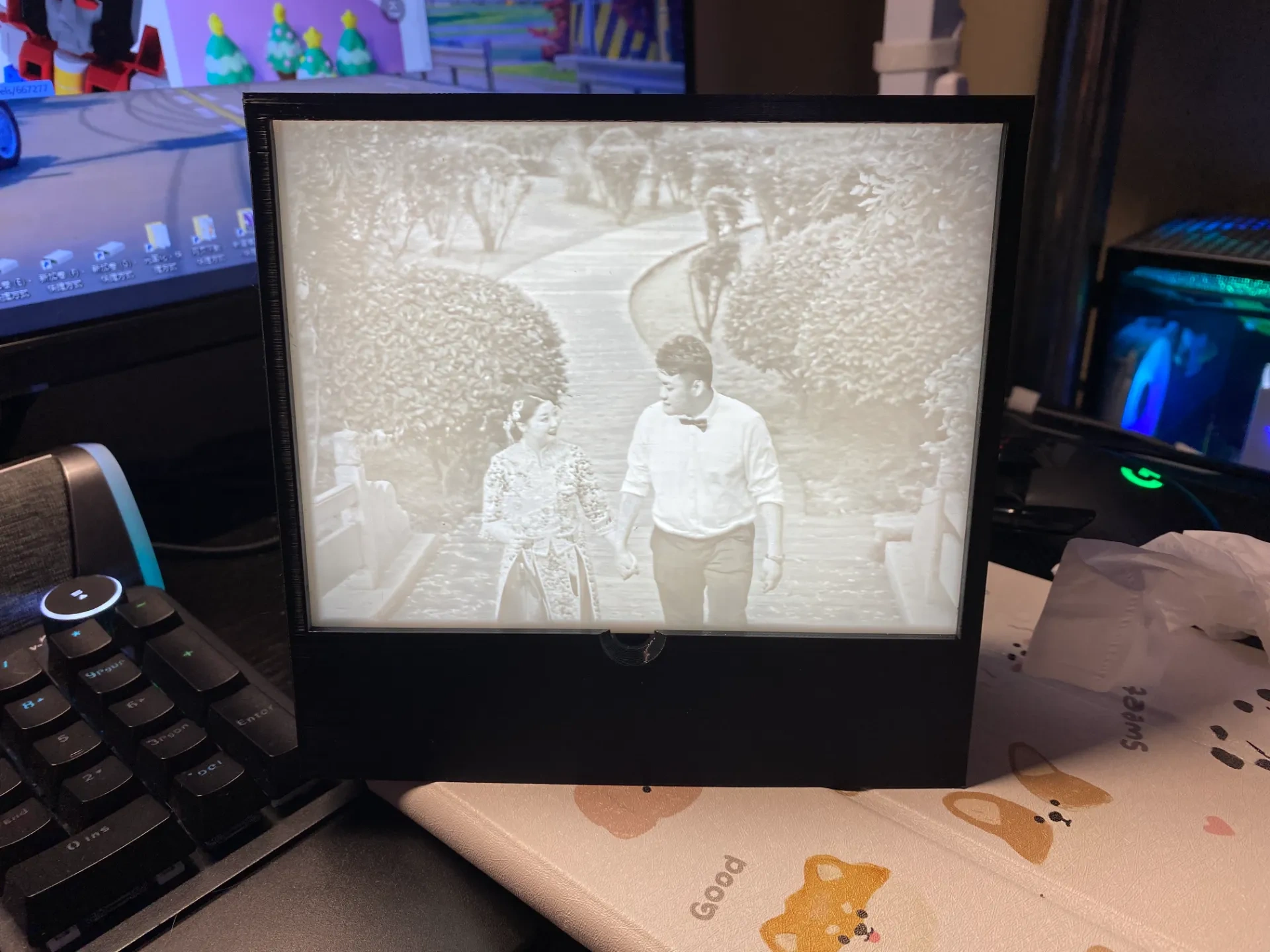 Lithophane Frame by ice MakerWorld: Download Free 3D Models