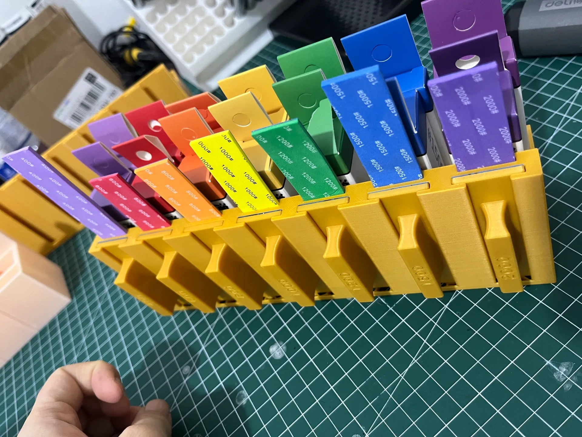 Sanding Pad Storage Box by moonlight - MakerWorld