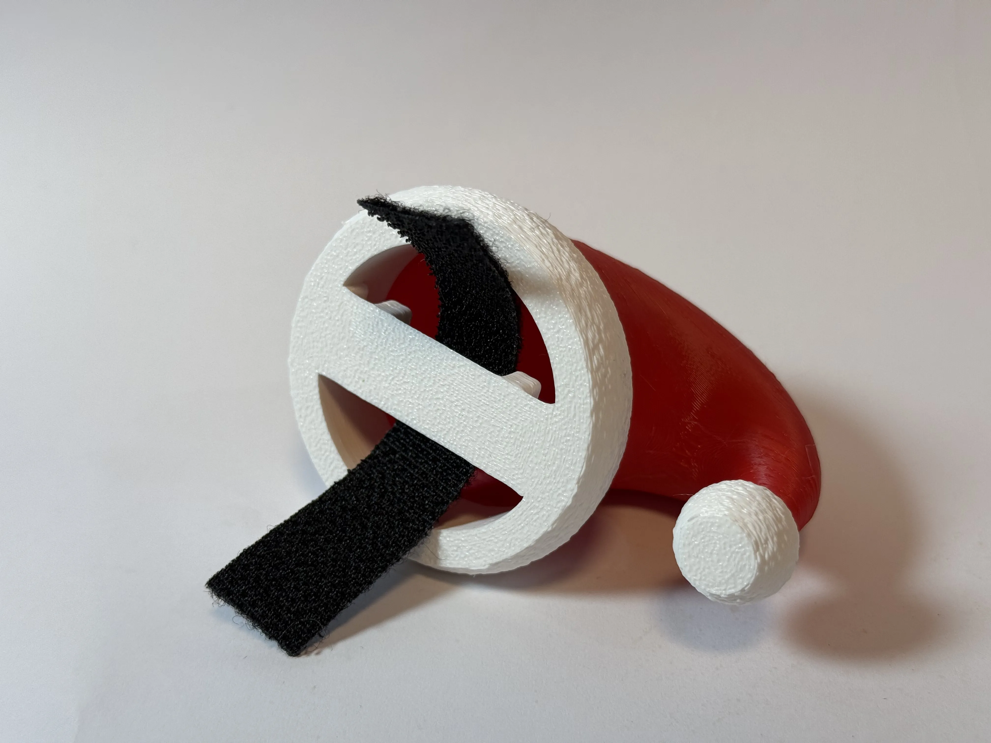 Santa Hat for Headset - AMS Optional by wphilipsen MakerWorld: Download ...