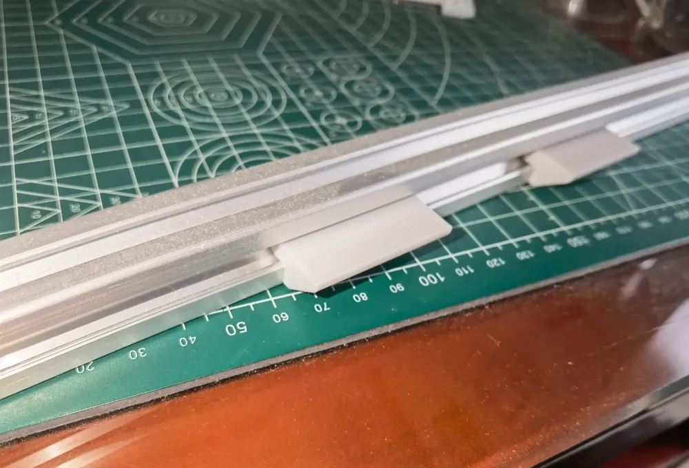Profile Plate Holder (2020) Remixed by 可控脑聚变 - MakerWorld