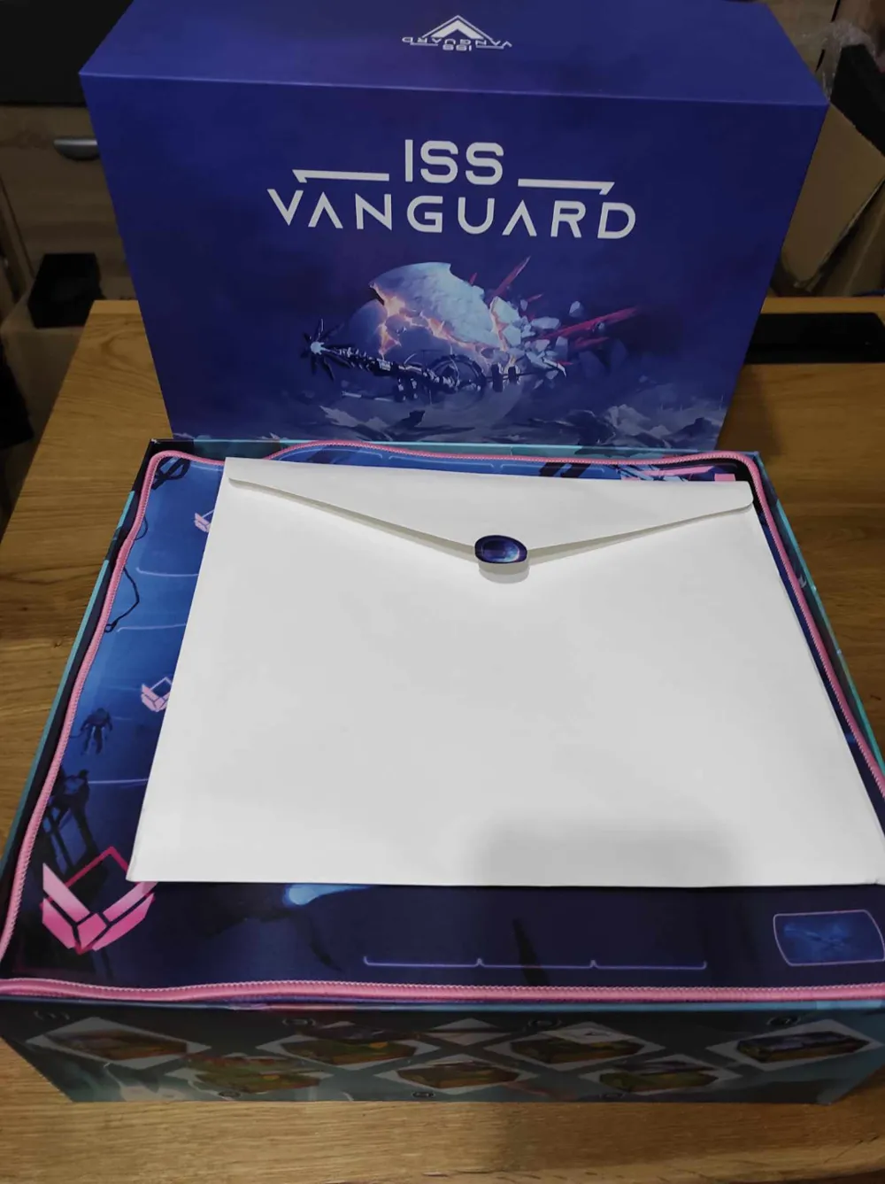 ISS Vanguard Insert / Organizer by Sortirus MakerWorld: Download Free ...