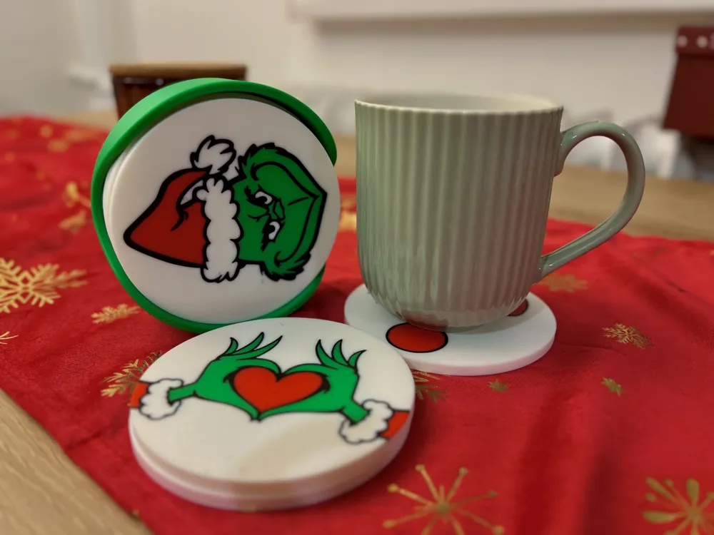 Grinch - Christmas Coaster Set - Free 3D Print Model - MakerWorld