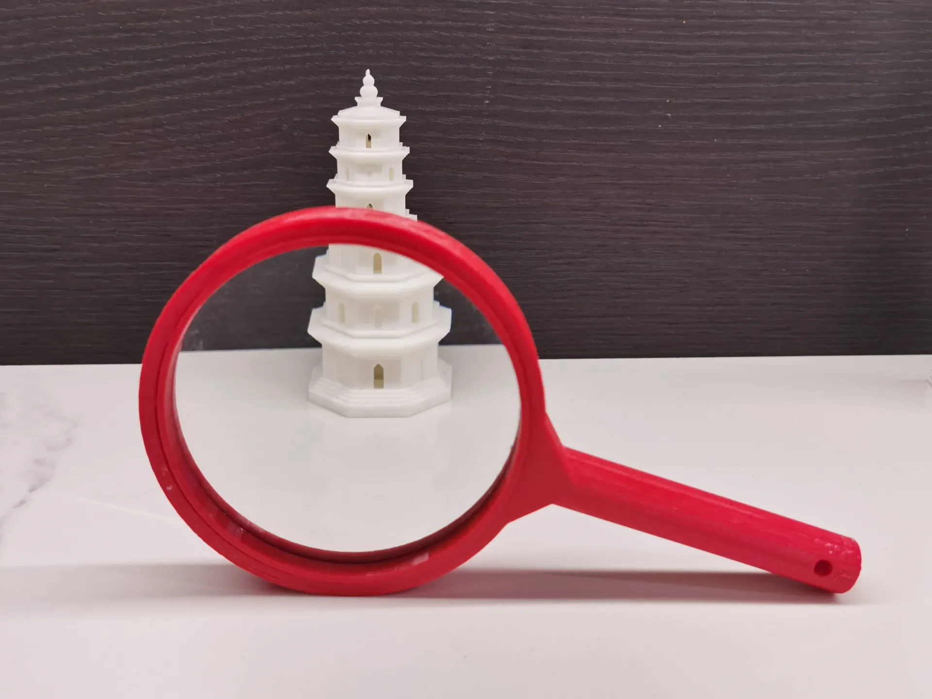 Handheld Magnifying Glass Frame (90mm Lens) by WilburTai大石先生 - MakerWorld