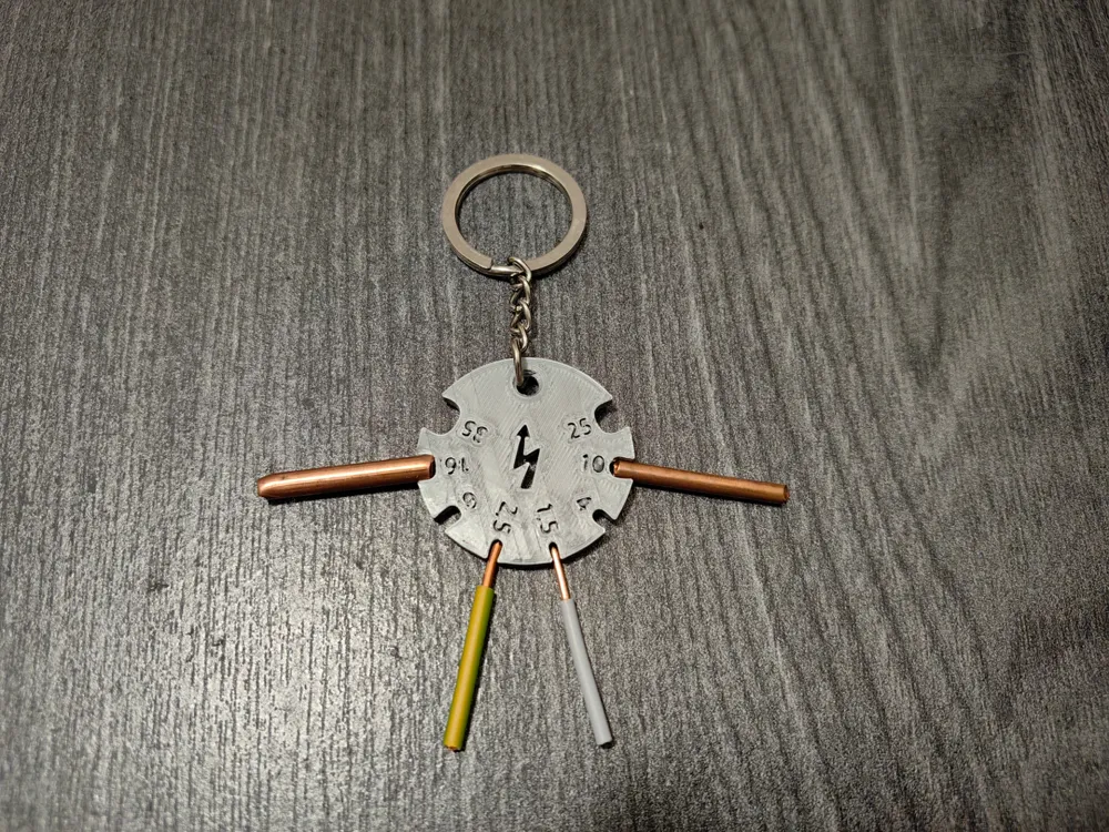 Electrical wire gauge on keychain by oizopetr MakerWorld: Download Free ...