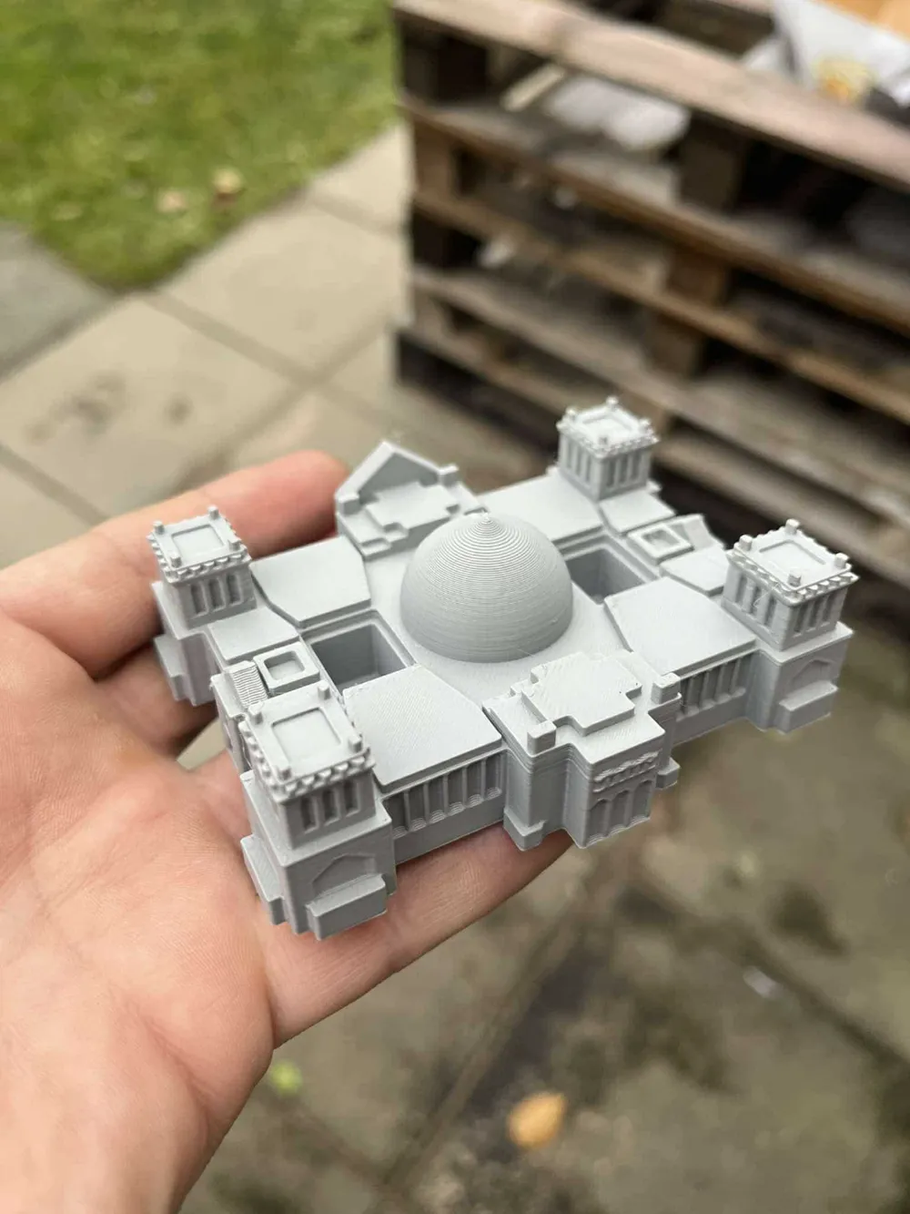 Reichstag Building in Berlin by Ainon3Dprint - MakerWorld
